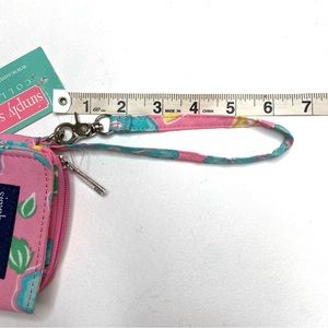 Simply Southern | Bags | Simply Southern Floral Horseshoe Wristlet ...